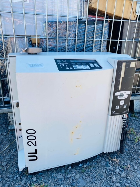 lnficon Helium Leak Detectors UL200 中古測漏儀 - 博硯科技